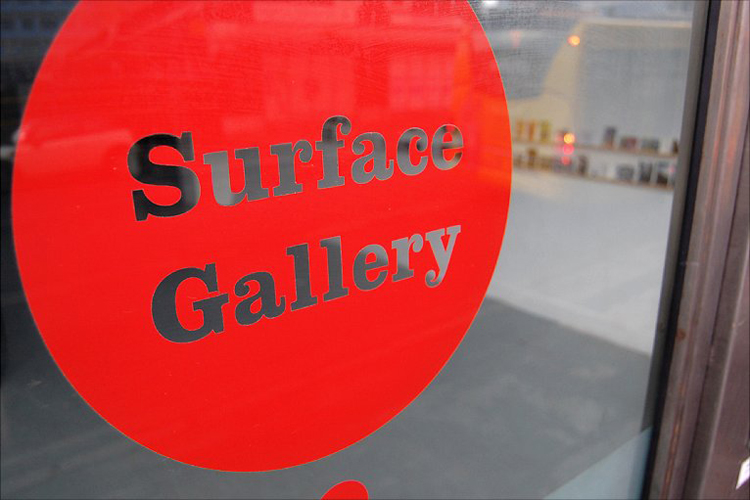 Exposition Surface Gallery Nottingham – Angleterre en 2015 des oeuvres ...